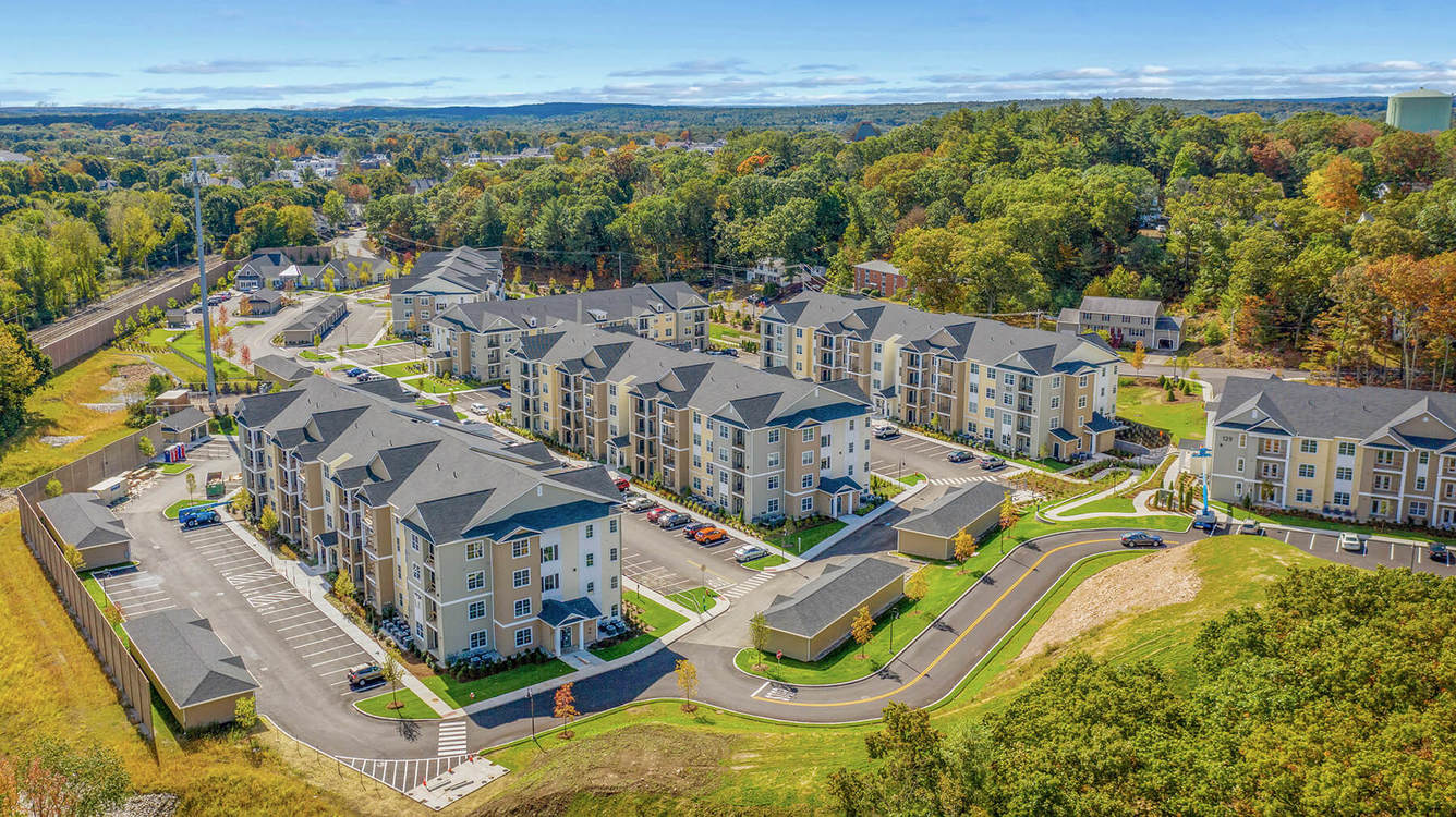 Station 117 Luxury Apartments in Franklin, MA | Lease Today!